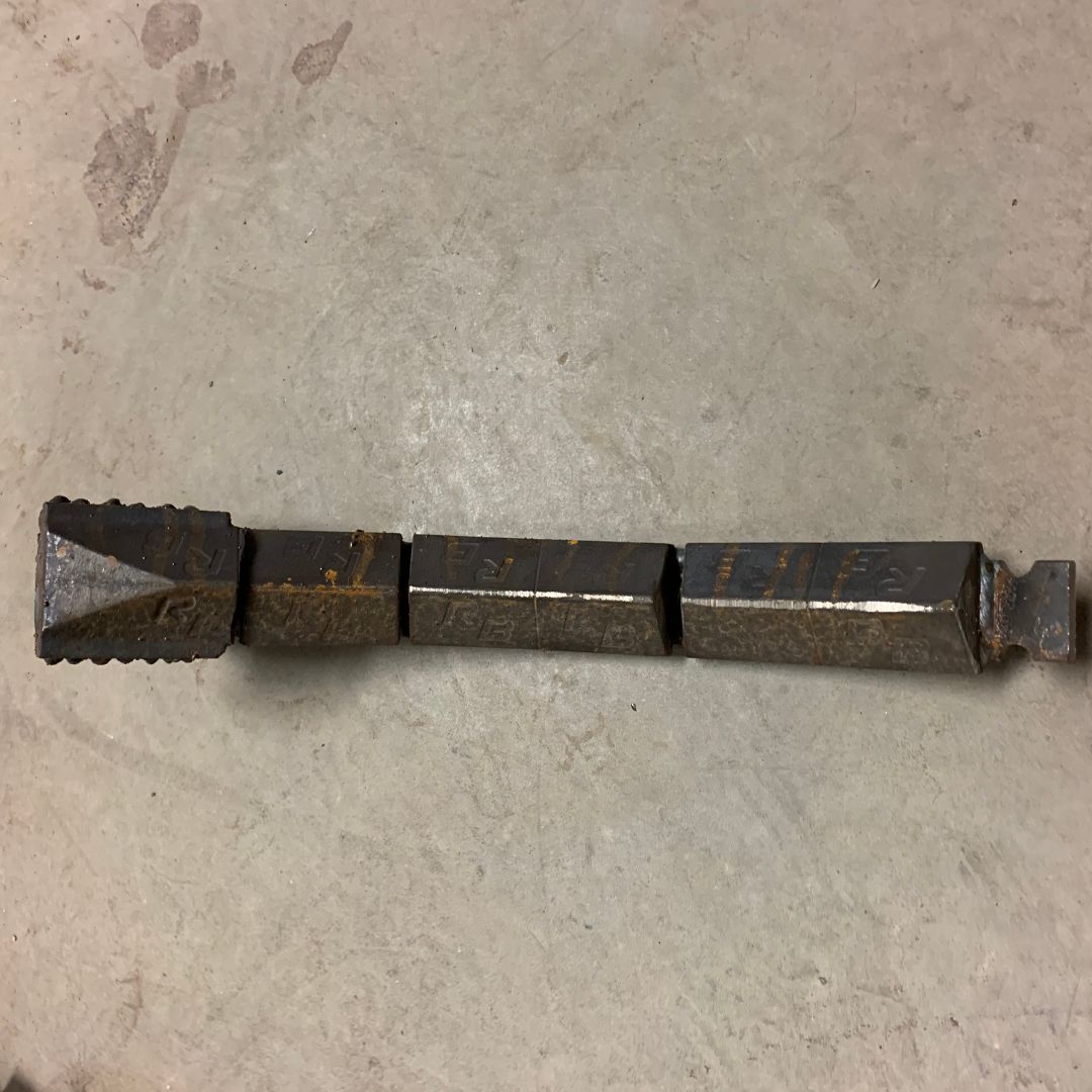 MAJOR DIFFERENCE BETWEEN FARMING IMPLEMENTS & EQUIPMENT - Richmond ...